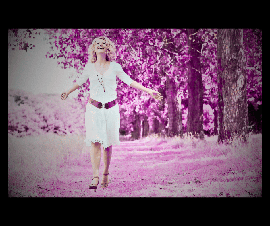 Home | Violet Moon Magic Tarot & Witchery